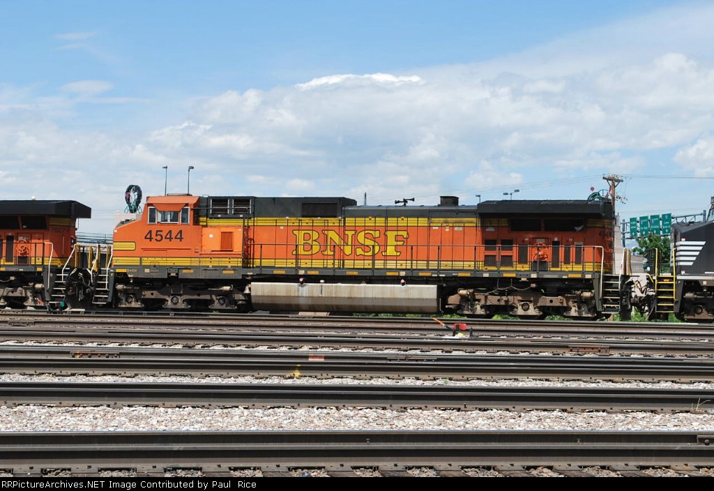 BNSF 4544